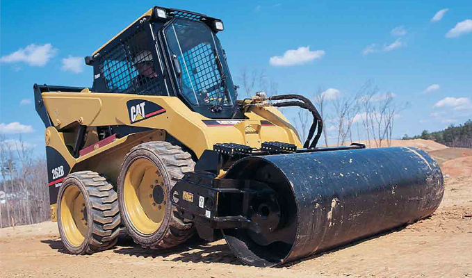 Alquiler de Rodillo Hidraulico CAT CV18B